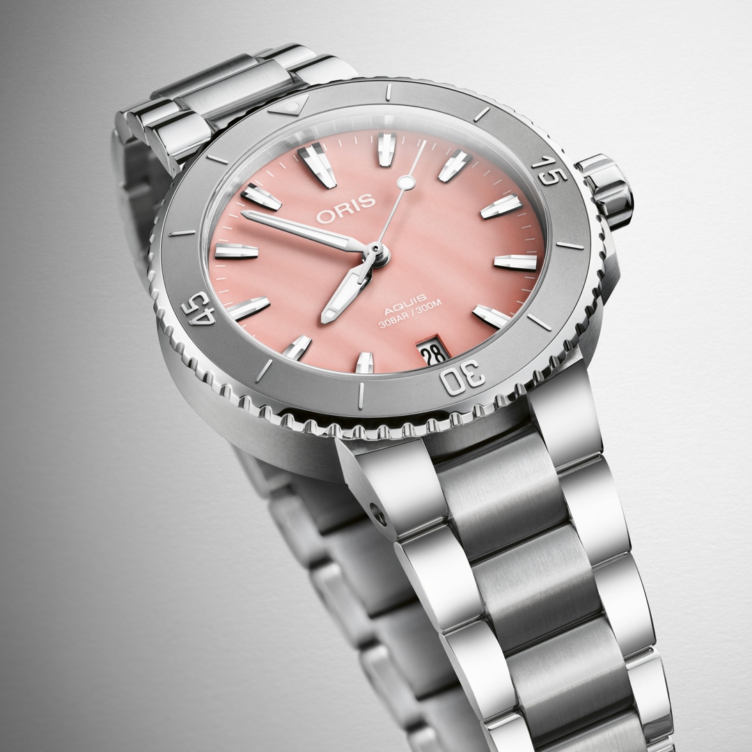 Oris Aquis Date Blush Pink Ø 36.5mm | 01 733 7770 4158-07 8 18 05P