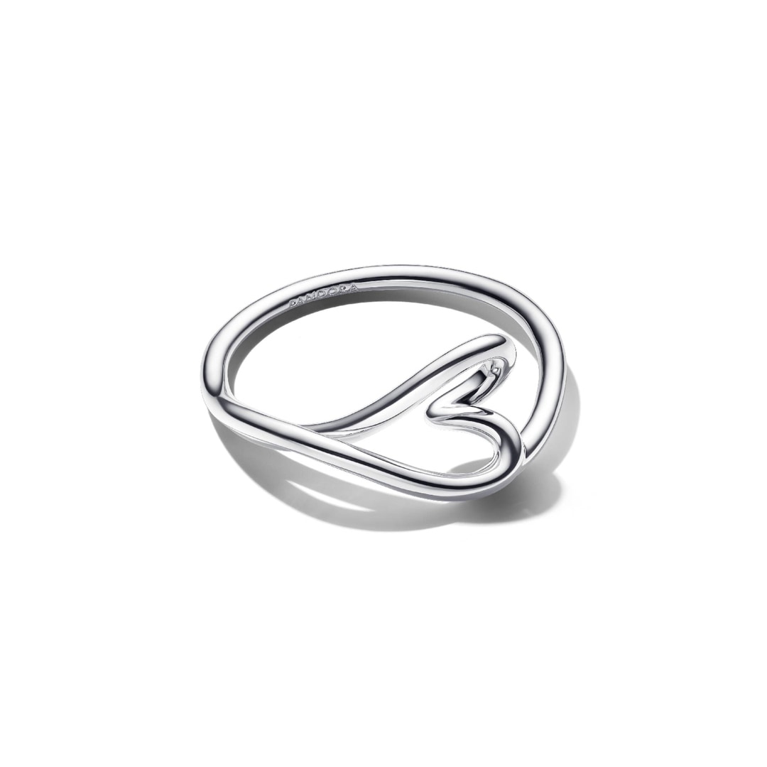 194361C00 | Pandora Organically Shaped Heart Small Ring 925 Silver