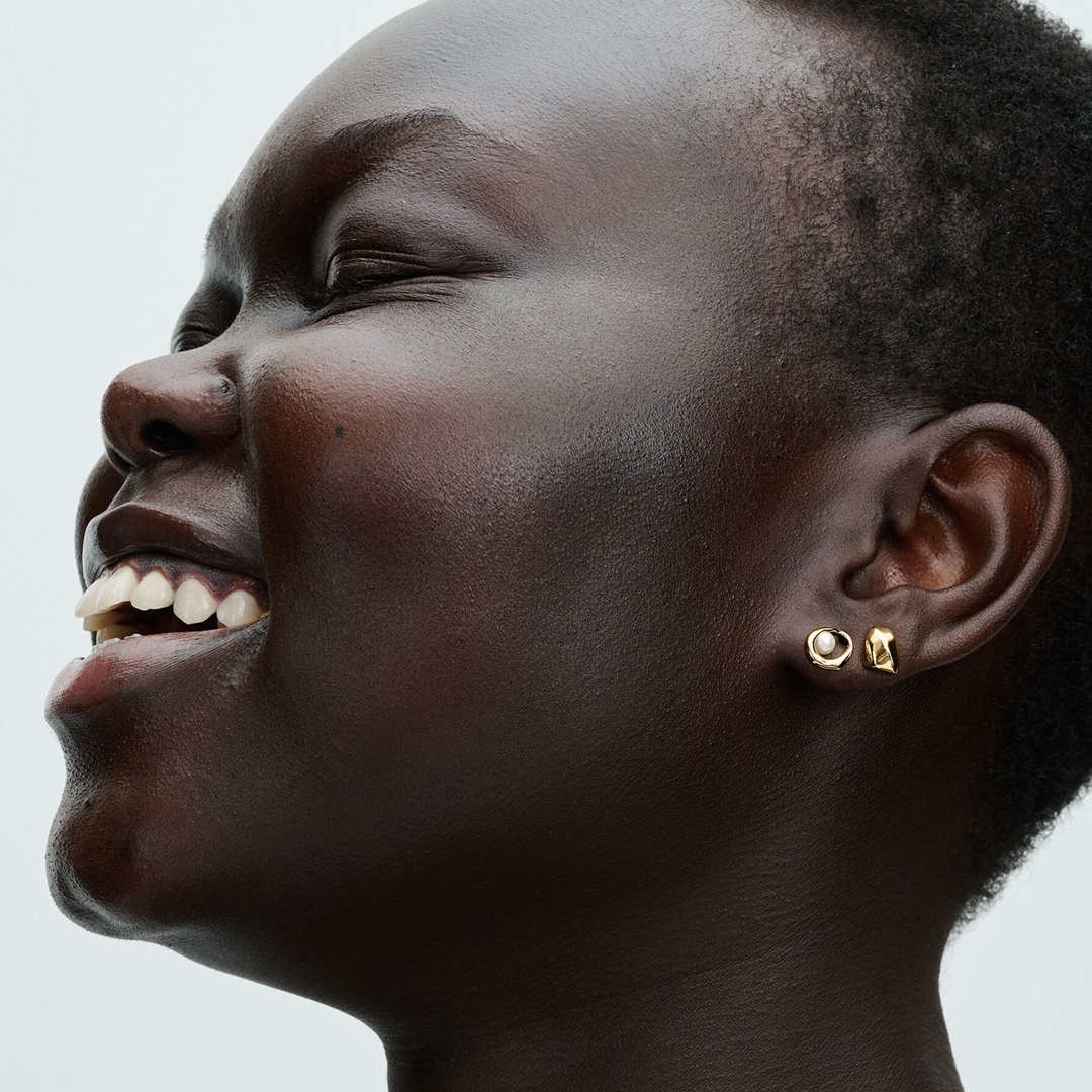 263298C00 | Pandora Gold Essence Organically Shaped Stud Earrings