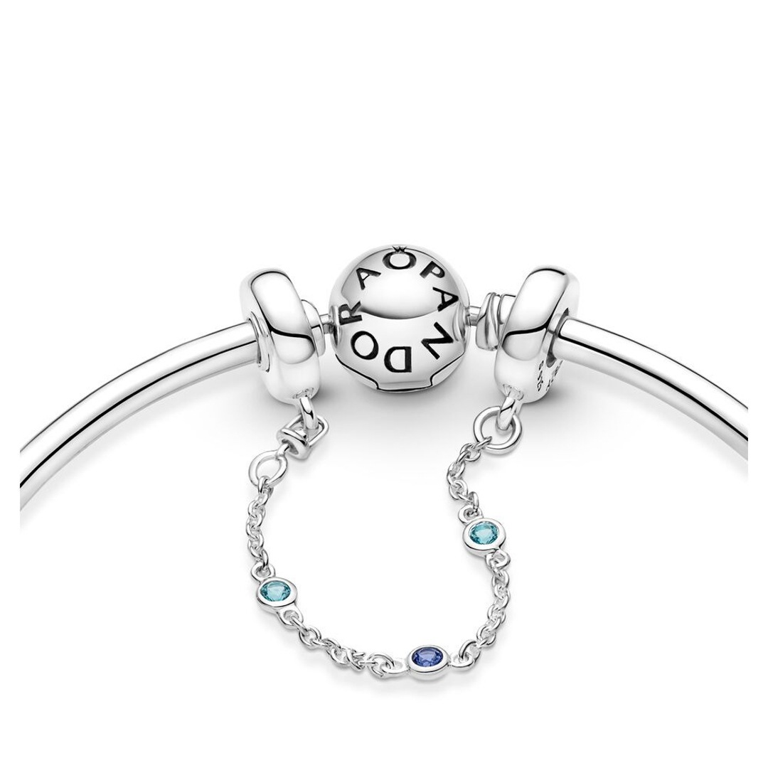 791688C01-05 | Pandora Moments Charm Chaîne de Confort Triple Pierre Bleue