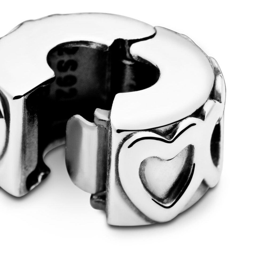 791978 | Pandora Moments Charm Clip Couronne de Cœurs