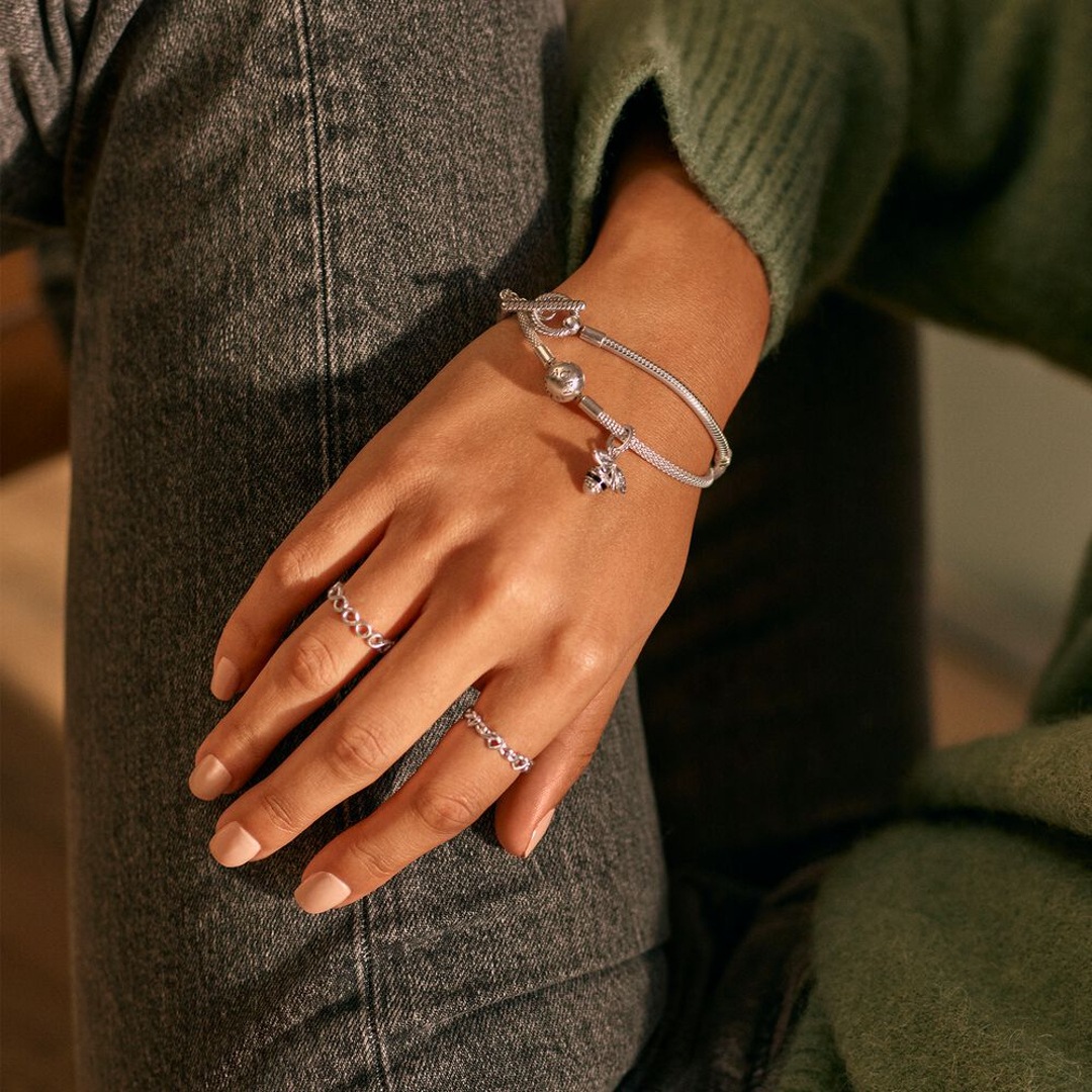 596543 pandora store