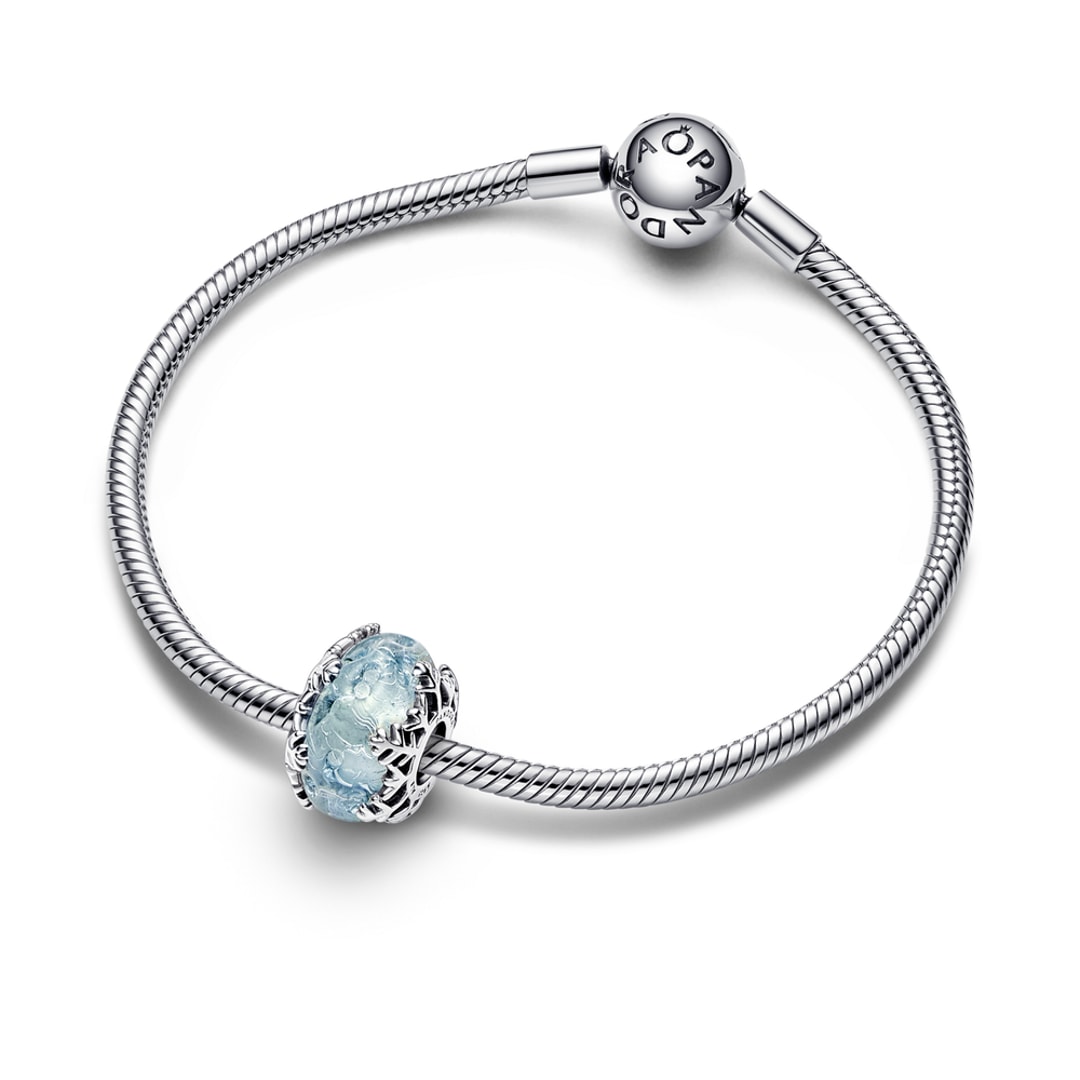 Pandora Moments Winterblaue Schneeflocke Murano-Charm