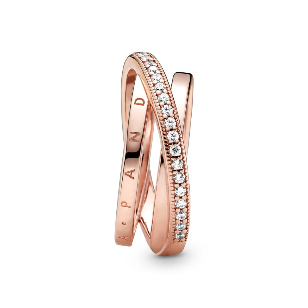 Pandora Rose Signature Dreifach gekreuzter Pavé-Ring