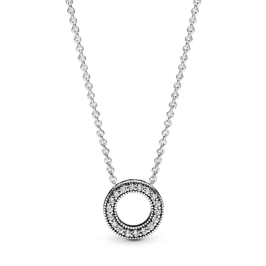 Pandora Signature Logo Pavé-Kreis Collier