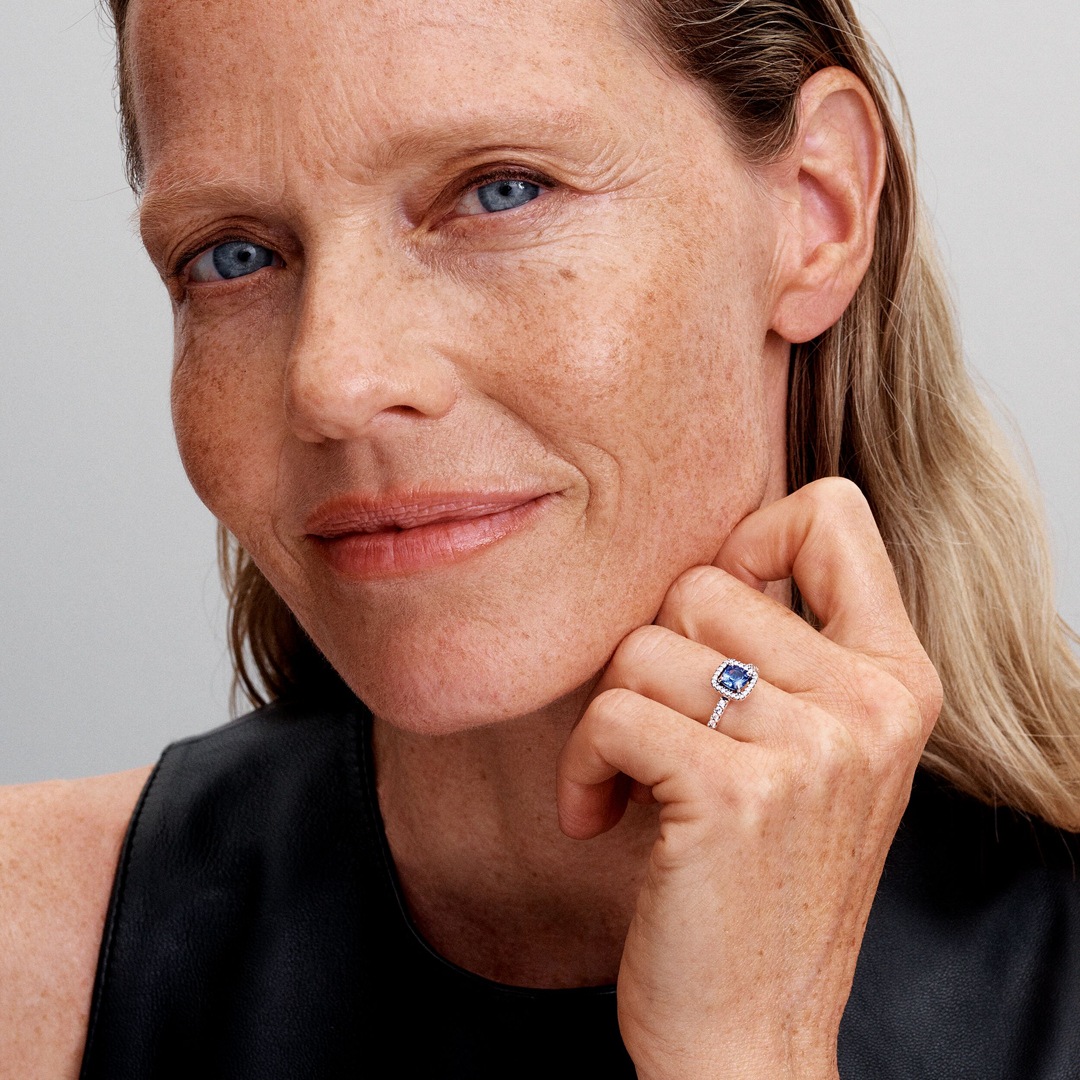 Pandora Timeless Funkelnder Eckiger Blauer Strahlenkranz Ring 925 Silber