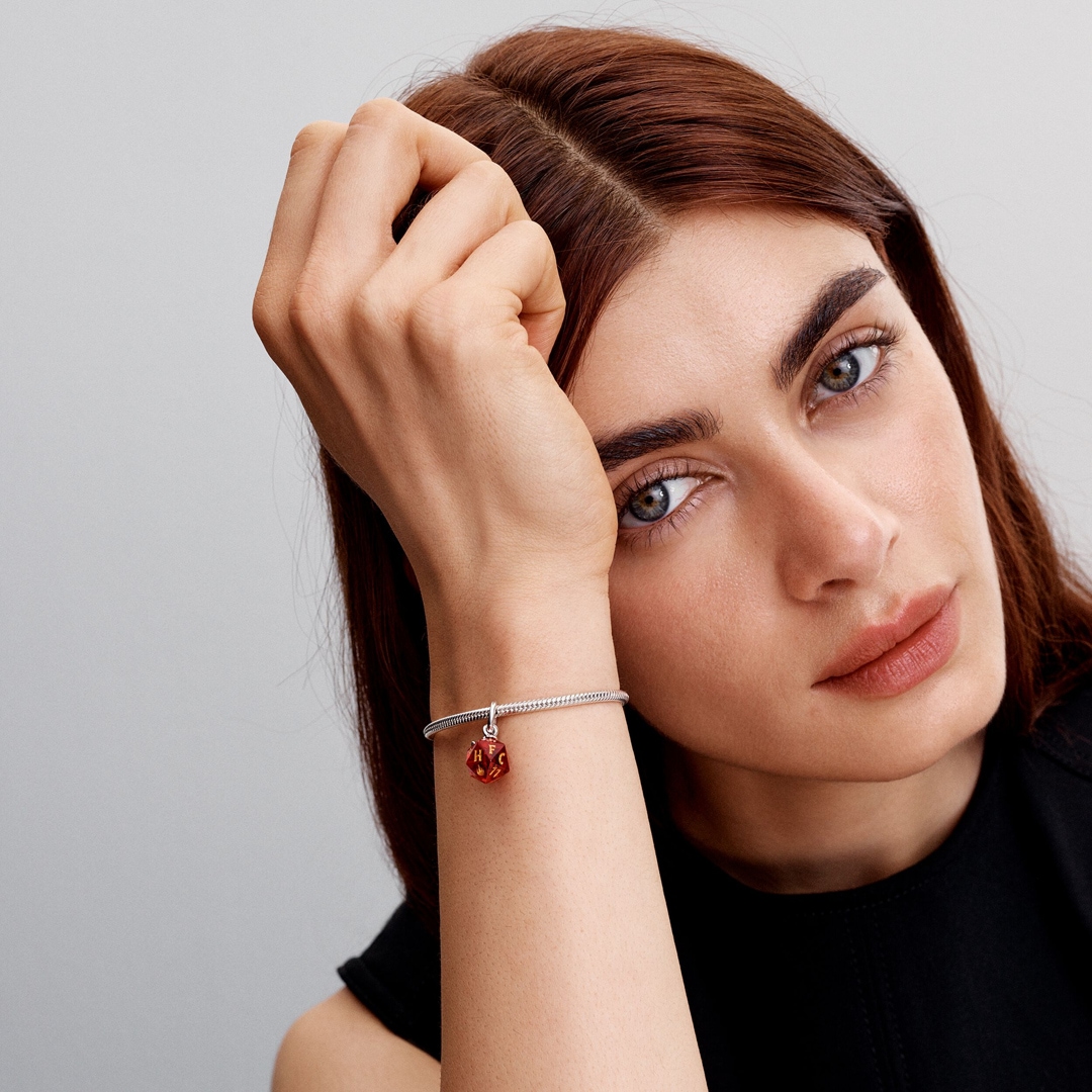 793564C01 | Pandora Moments x Stranger Things Charm Pendant Dé Hellfire ...