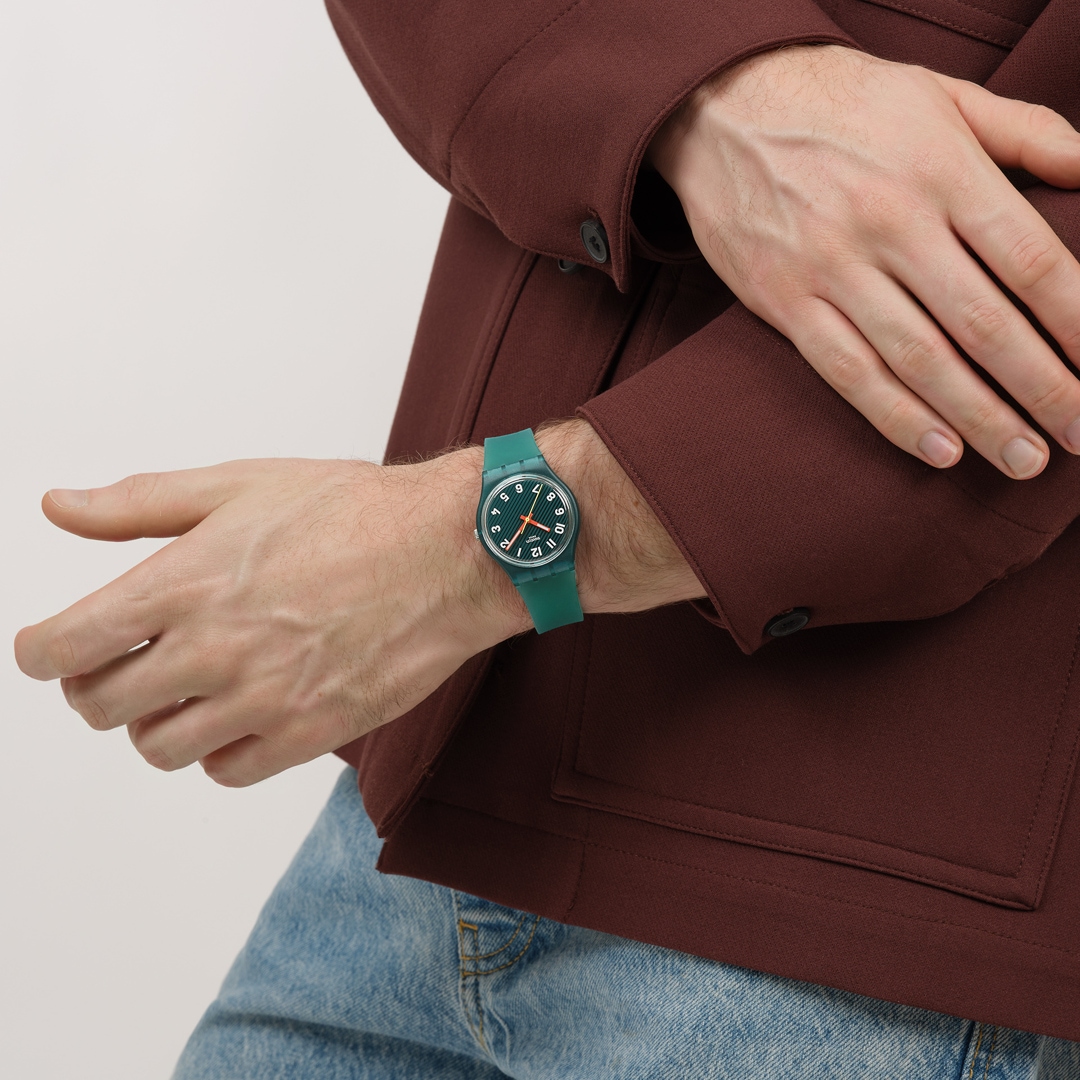 SO28L100 | Swatch Original 34 Biosourced Wavelengths of Moss